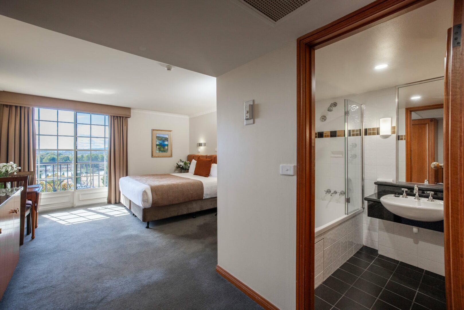 Courtyard Executive - Country Club Tasmania
