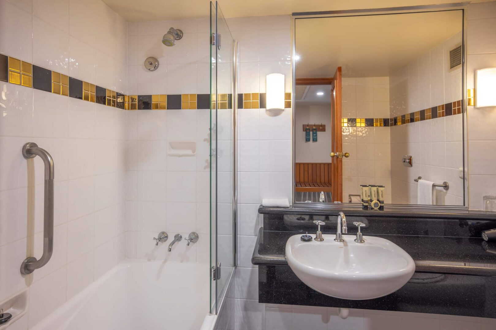 Courtyard Executive - Country Club Tasmania